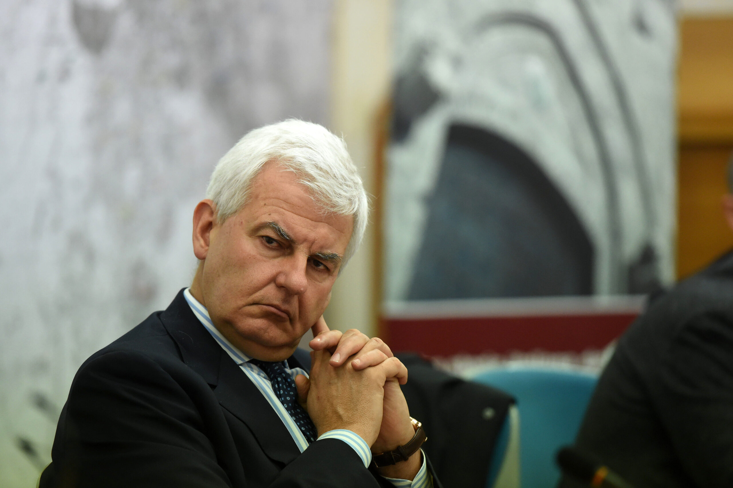 Leonardo: chiuse le indagini sugli imbrogli di bilancio MPS; Profumo ...